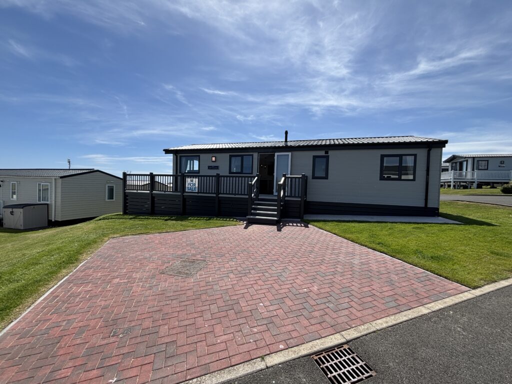 21 Harbour View 2026 Willerby New Holland Lodge 2 Bedrooms BS3632 ...